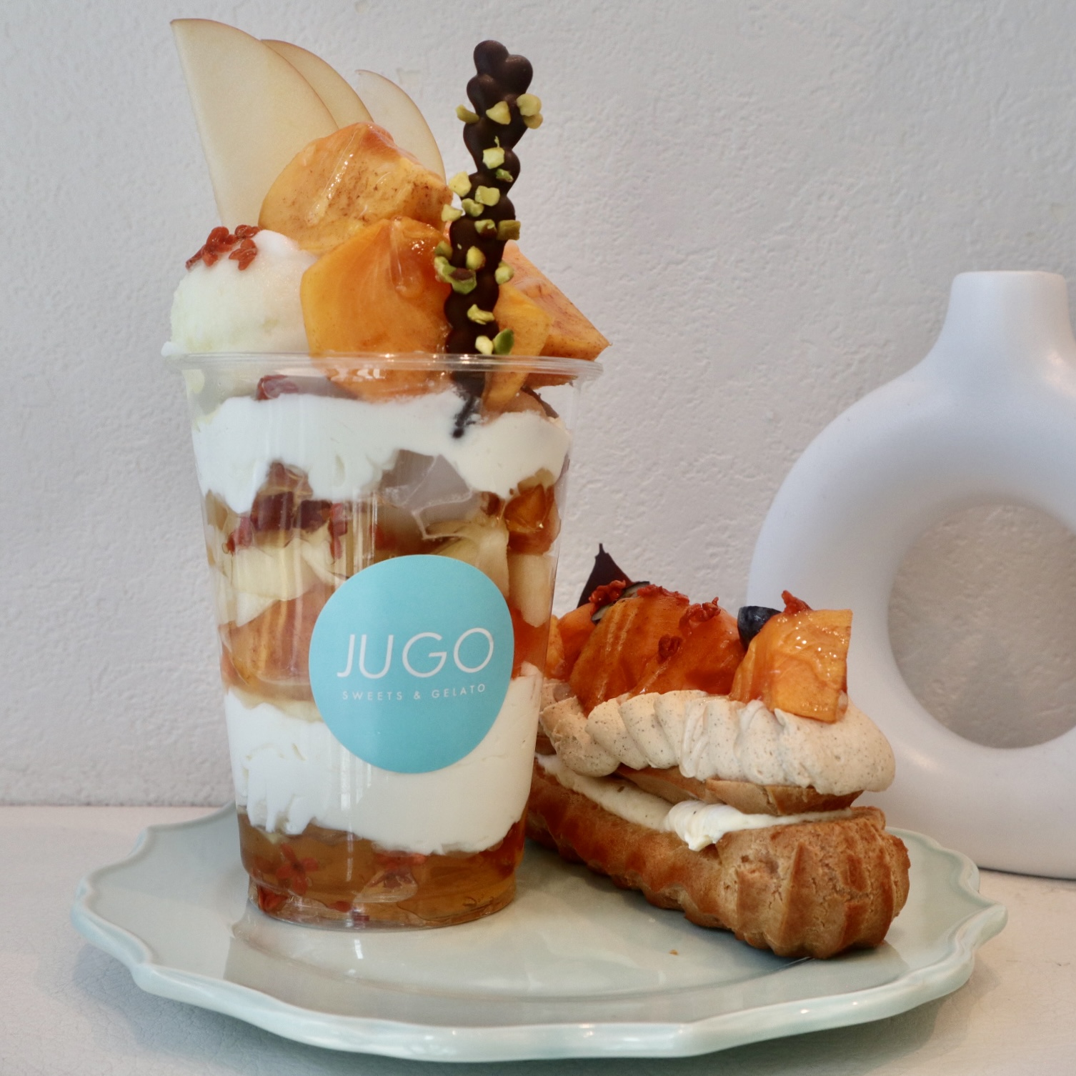 季節フルーツをふんだんに使ったテイクアウトパフェ！『sweets&gelato JUGO』オープン｜リアルプレス